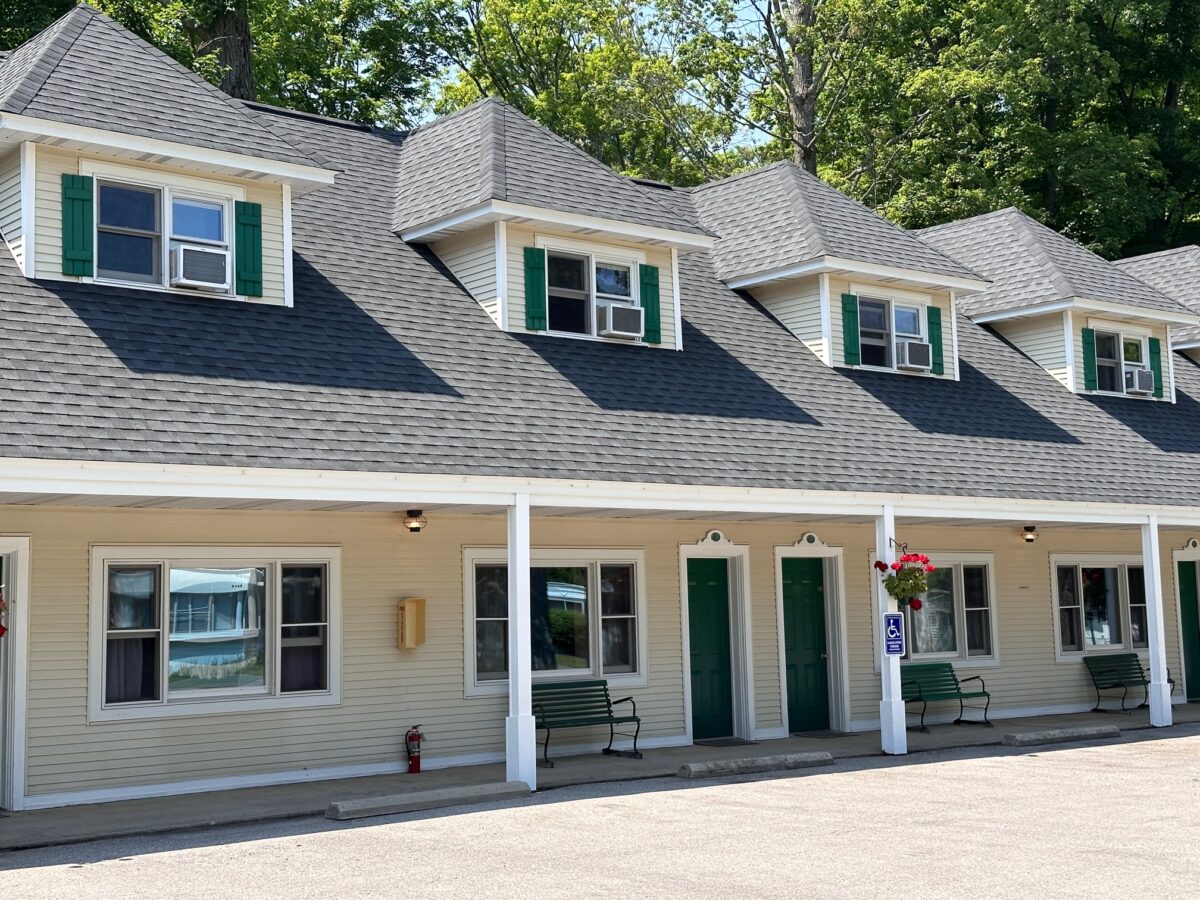 Maple Lane Resort - M22 Inn