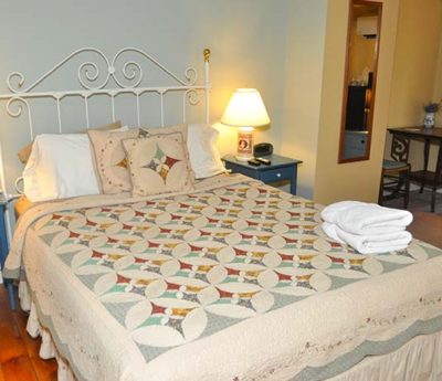 Accommodations - Sylvan Inn Bed & Breakfast on M22